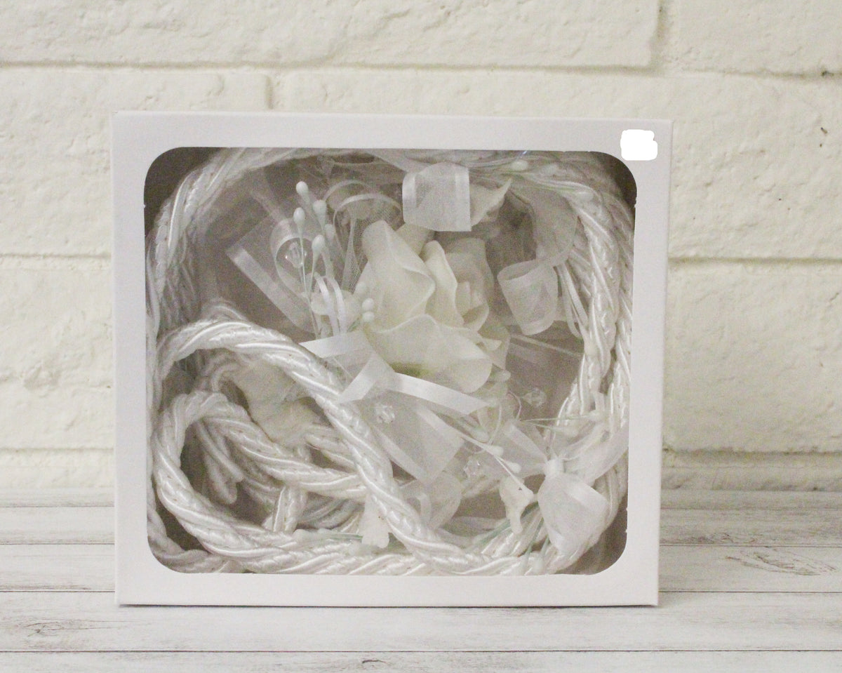 White Accent Traditional Lasso – OokiCraft